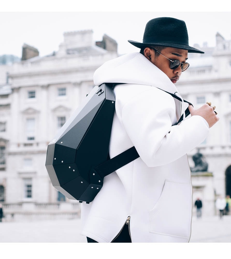 Extreme Geometric Bag Deluxe – Abstract Wear – Design Store